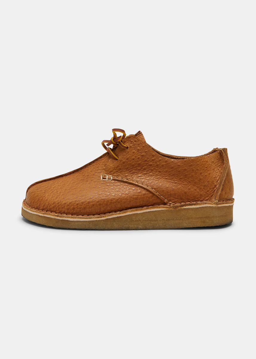 YOGI FOOTWEAR —Caden Centre Seam Textured Ostrich Leather Shoe - Honey ...